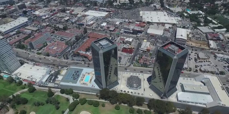 The history of Mexican pink, the most representative color of Mexico ...