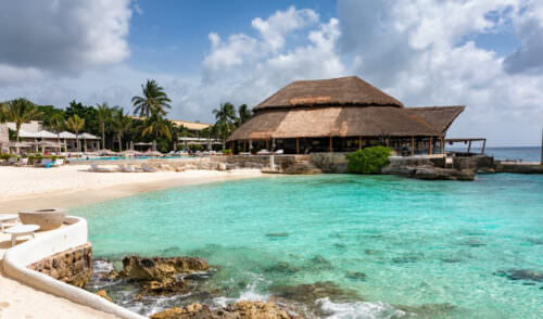 The history of Mexican pink, the most representative color of Mexico ...