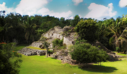 Explore Maya archaeological sites: Daily tours from Chetumal ...